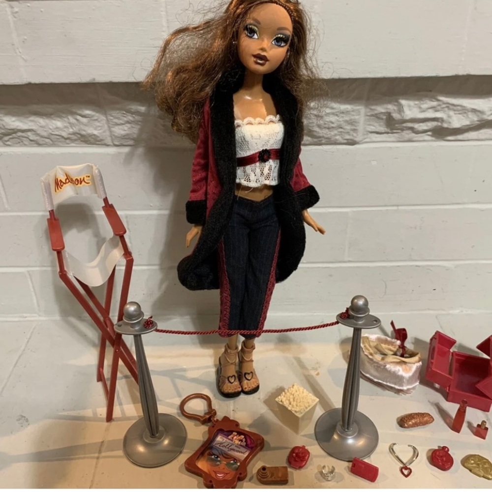 Barbie My Scene Goes Hollywood Madison Doll‎ With Acc… - Gem